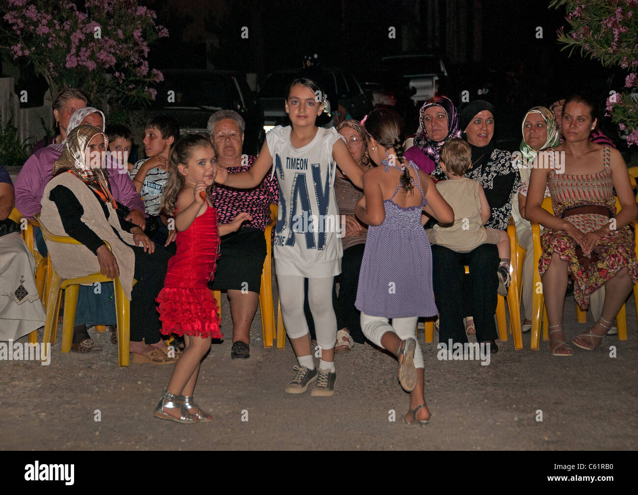 Jeune Fille Turque Banque d'image et photos - Alamy