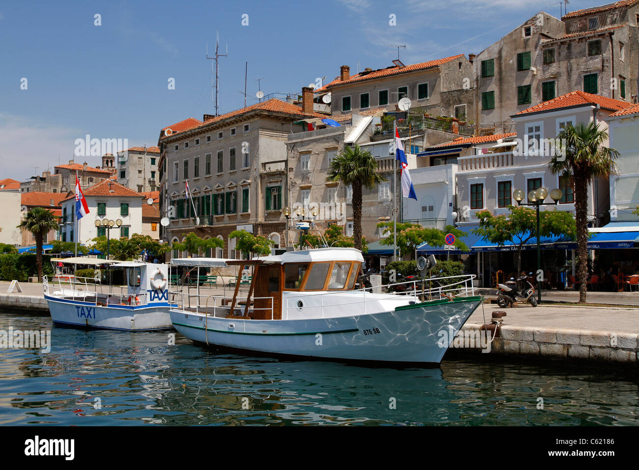 Port de sibenik Banque de photographies et d’images à haute résolution ...