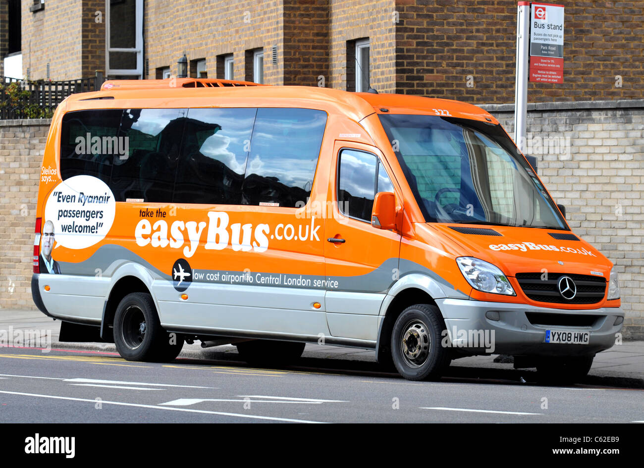 Easybus france Banque de photographies et d’images à haute résolution ...