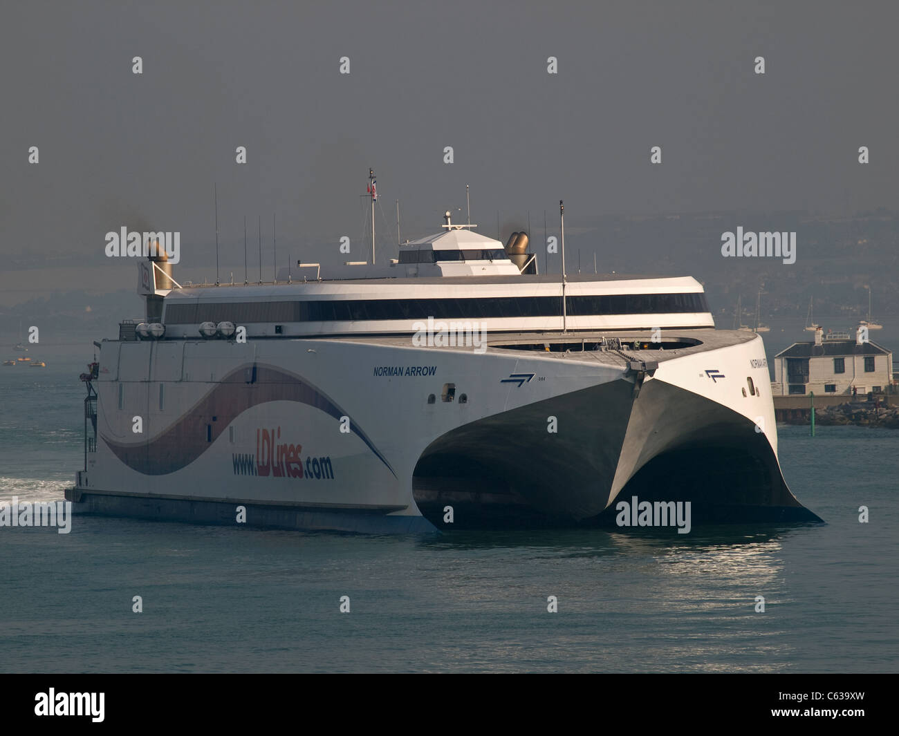 Ld lines ferry Banque de photographies et d’images à haute résolution ...