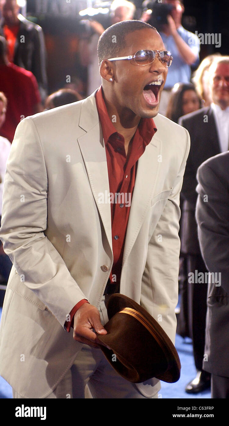 Robot 2004 will smith Banque de photographies et d’images à haute ...