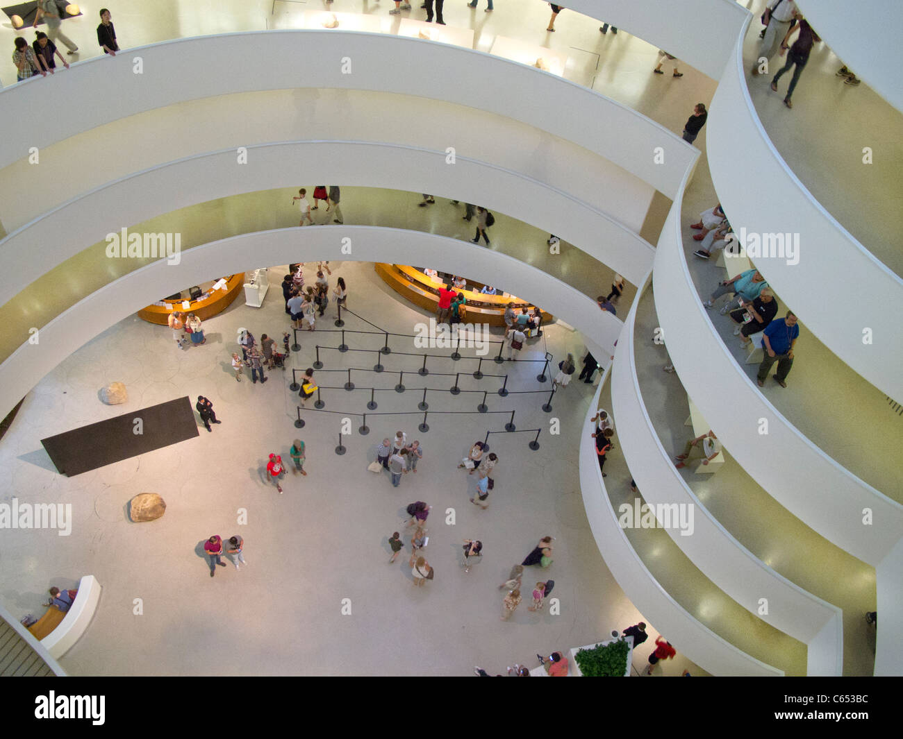 Spiral ramp at guggenheim museum Banque de photographies et d’images à ...