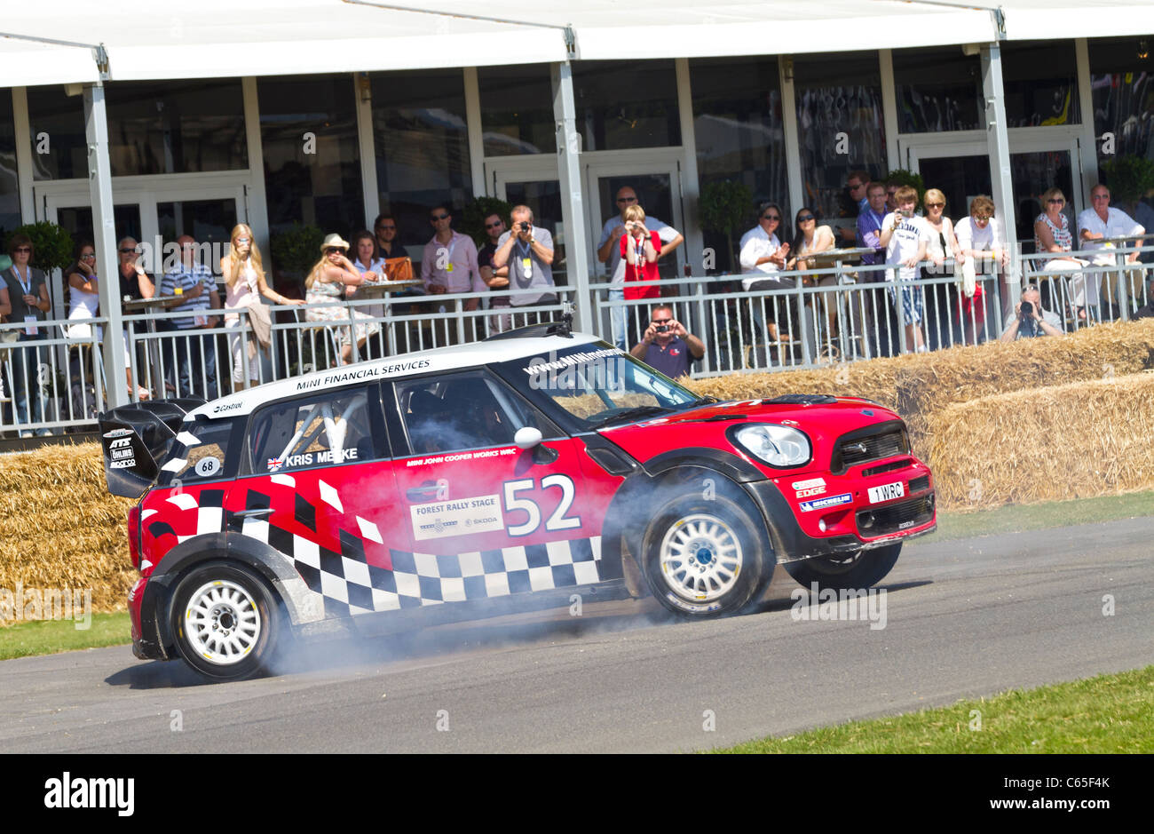 Mini john cooper works wrc Banque de photographies et d’images à haute ...