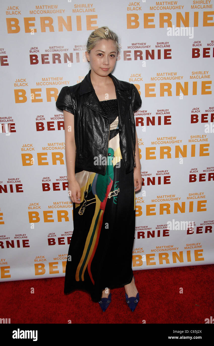 Ayako Fujitani aux arrivées de Bernie Premiere - Los Angeles Film ...