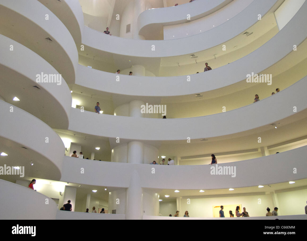 Spiral ramp at guggenheim museum Banque de photographies et d’images à ...