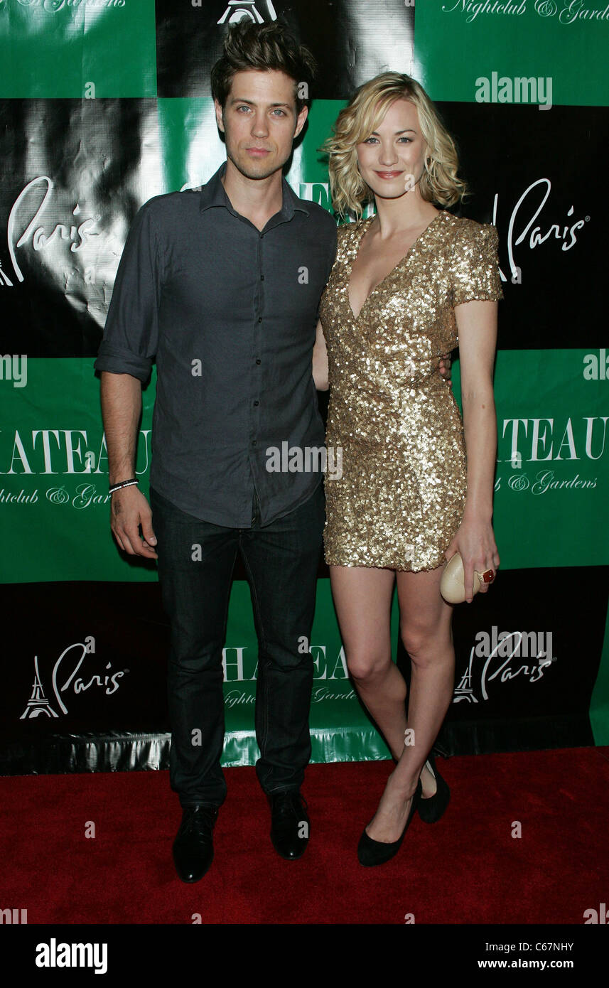 Tim loden yvonne strahovski Banque de photographies et d’images à haute ...