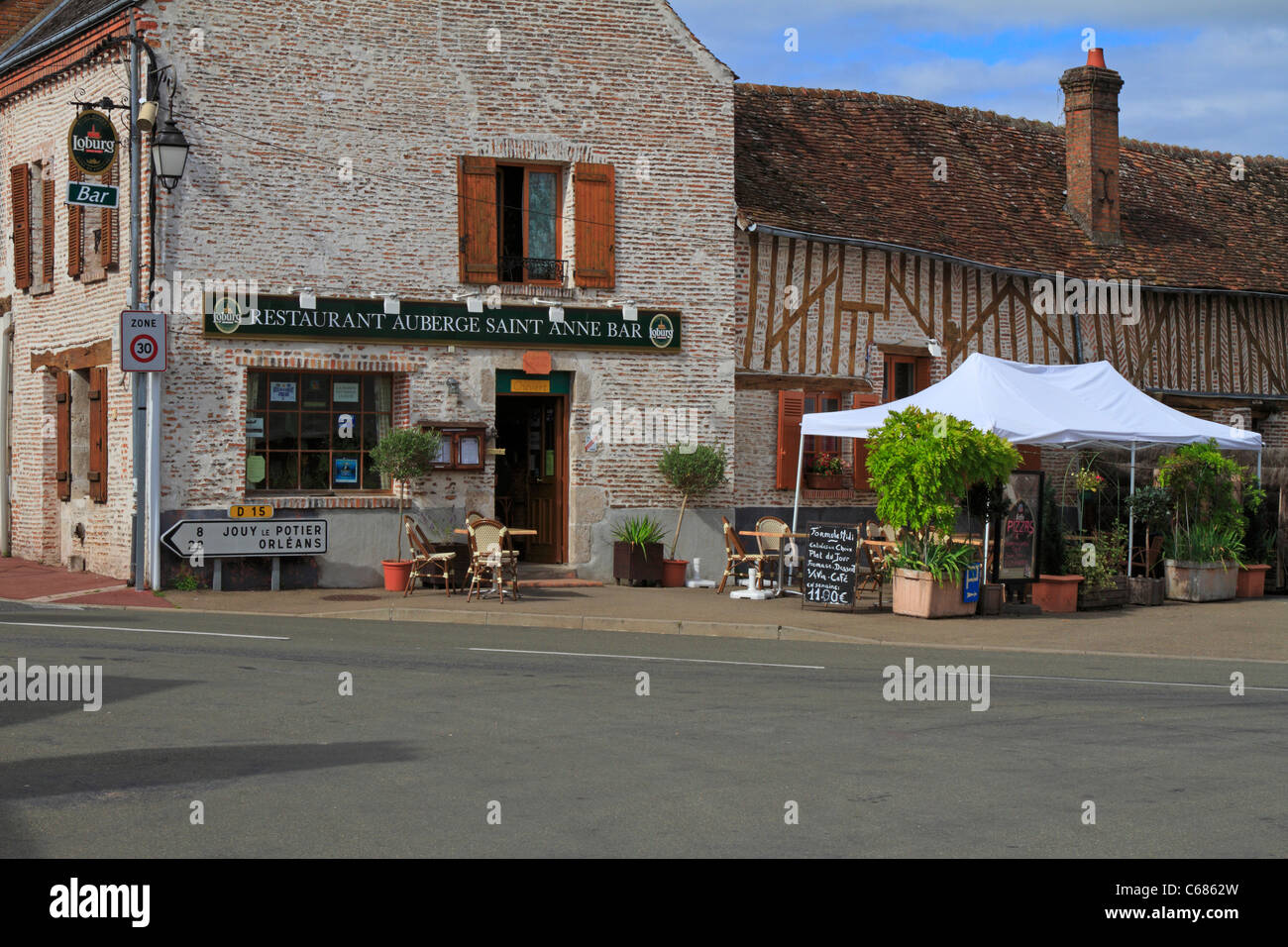 Ligny le ribault Banque de photographies et d’images à haute résolution ...