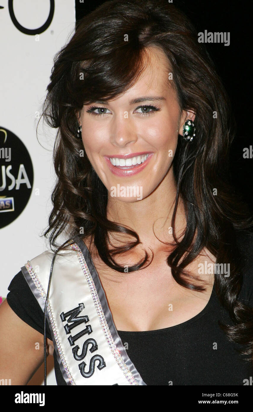 Miss usa contestants at tao nightclub presented by kandy wrappers ...