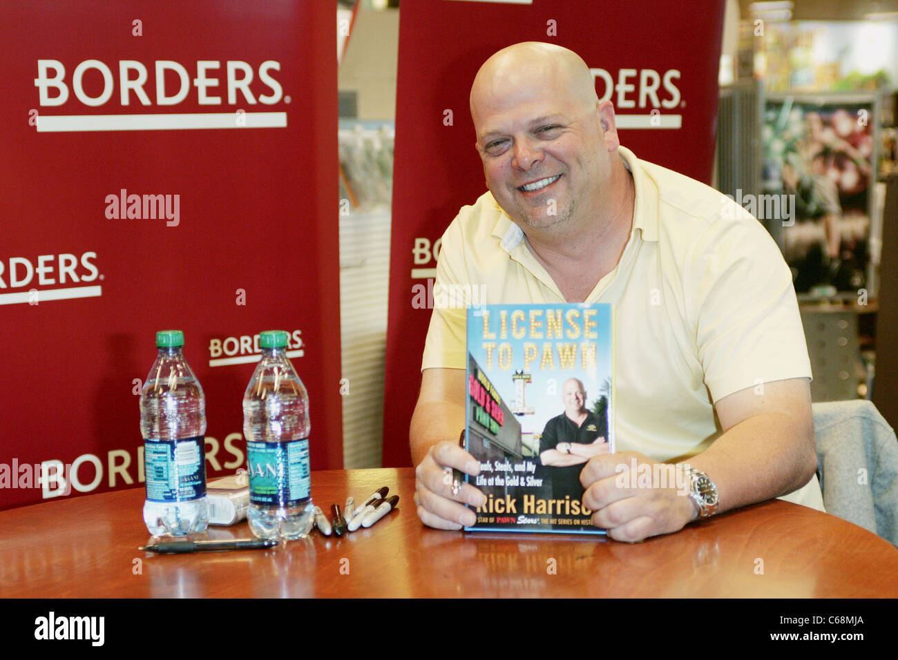 Rick harrison licence pour la signature de livre sur gage Banque de ...