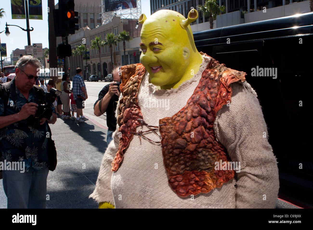 Shrek costume Banque de photographies et d’images à haute résolution ...