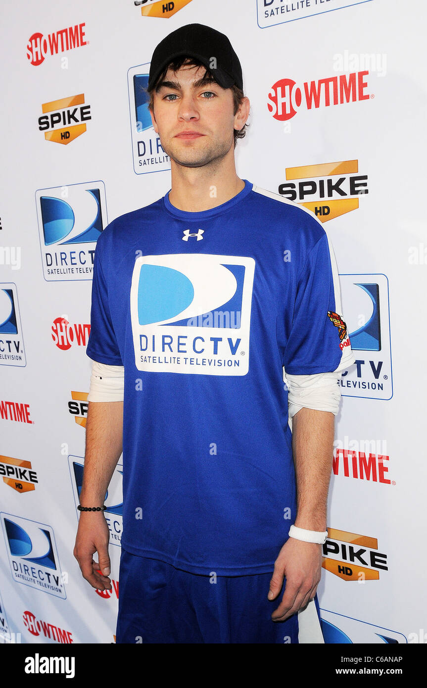 Chase Crawford arrive pour la quatrième édition annuelle de DIRECTV ...