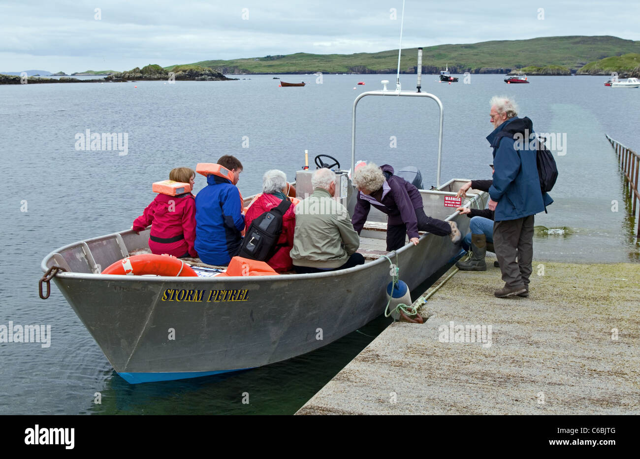 Handa island ferry Banque de photographies et d’images à haute ...