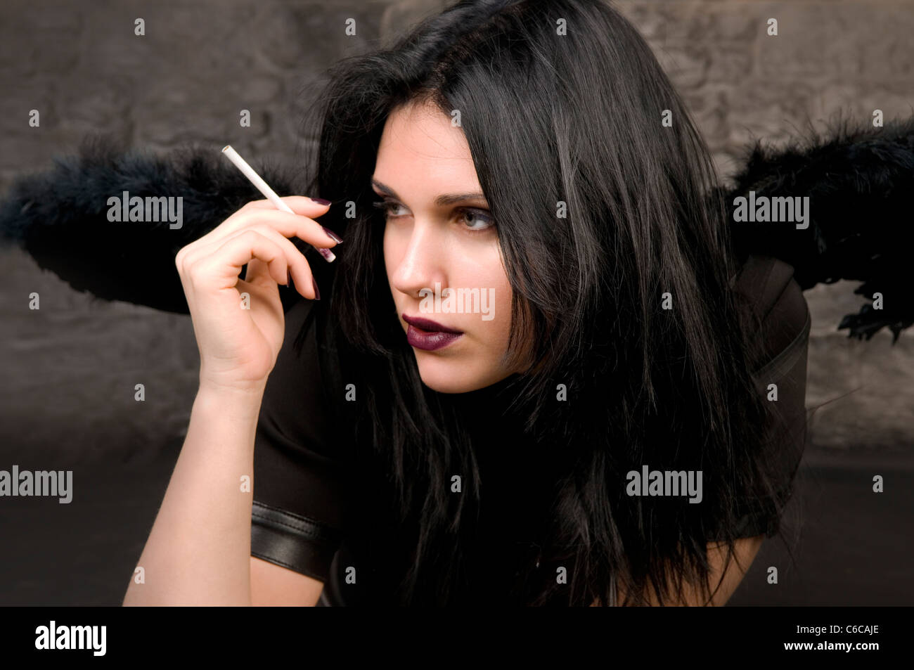 Black devil cigarette Banque de photographies et d’images à haute ...