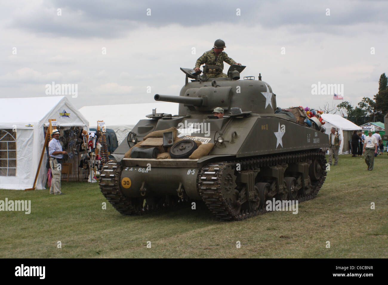Sherman m4 tank Banque de photographies et d’images à haute résolution ...