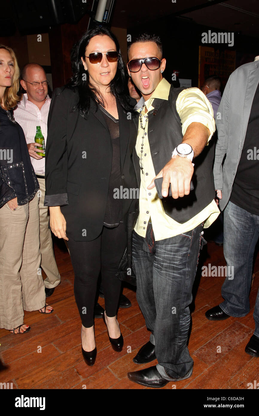 Kelly Cutrone et 'La situation' aka Mike Sorrentino 'La côte du New ...