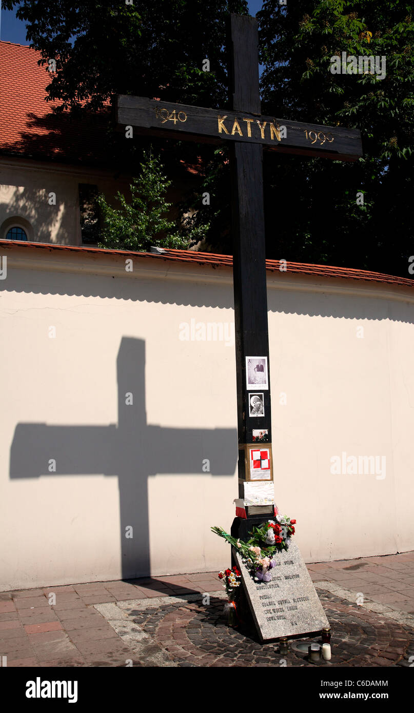 Le mémorial de katyn Banque de photographies et d’images à haute ...