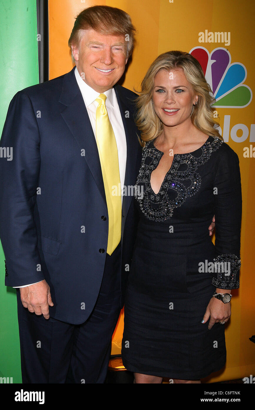 Donald Trump, Alison Sweeney CNB 2010 Présentation d'avance à l'hôtel ...