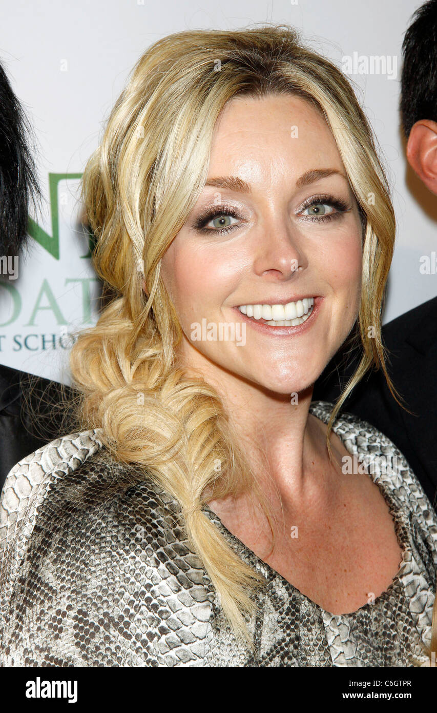 Jane Krakowski participant à la fondation du point 3e gala annuel ...