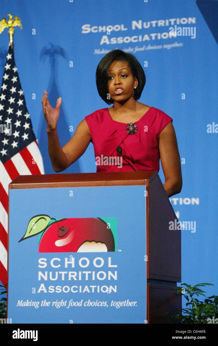 Première Dame Michelle Obama fait la promotion de son "Let's Move ...