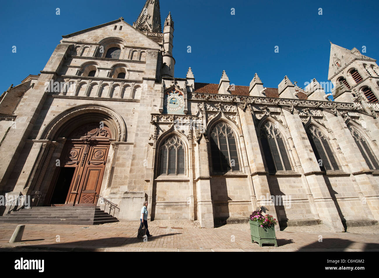 Autun cathedral Banque de photographies et d’images à haute résolution ...