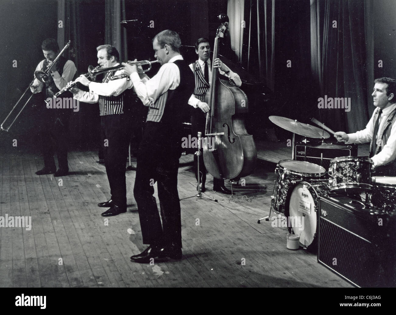 Acker bilk paramount jazz band Banque de photographies et d’images à ...