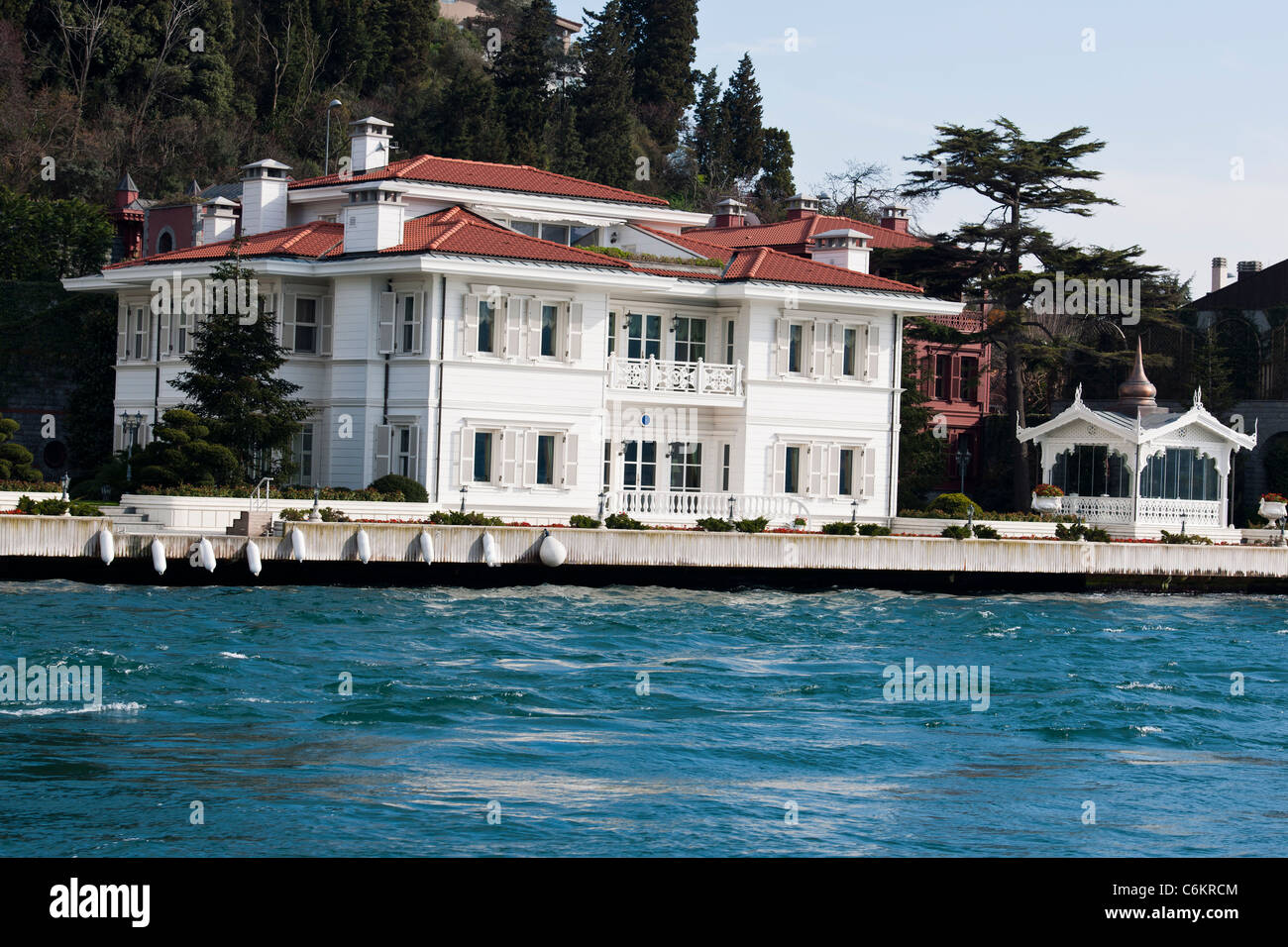 Villa,Yalis Bosphore,(mot turc),Maisons,au bord de l'eau de luxe ...