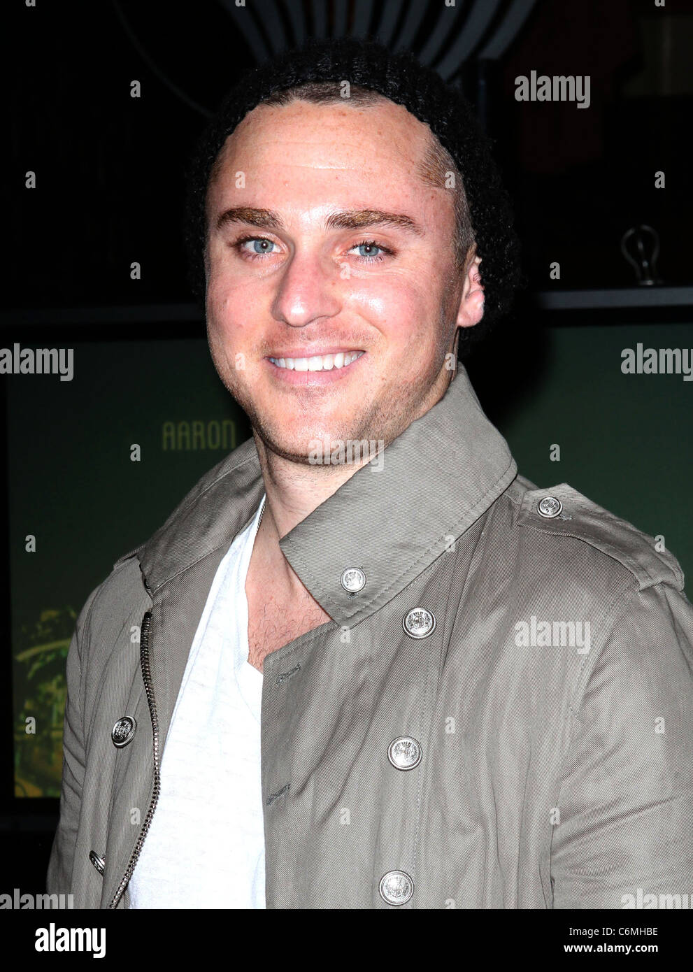 Derek Magyar Julia Gerard JGerard fête son anniversaire au Design ...