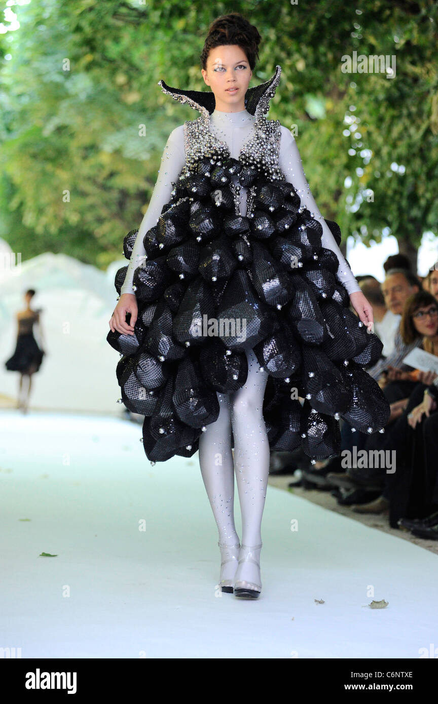 Paris modèle Fashion Week - Haute Couture Automne Hiver 2010 11 On aura ...