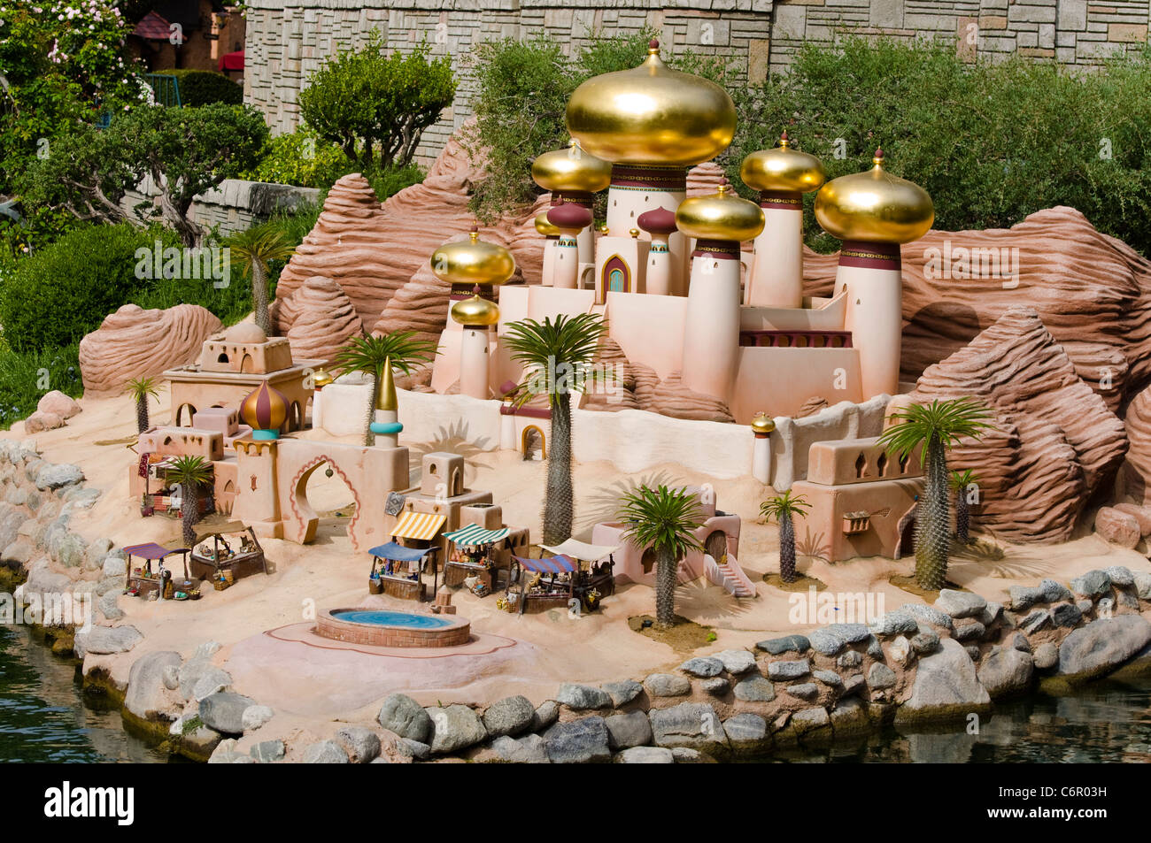 Aladdin castle disneyland amusement park Banque de photographies et d ...