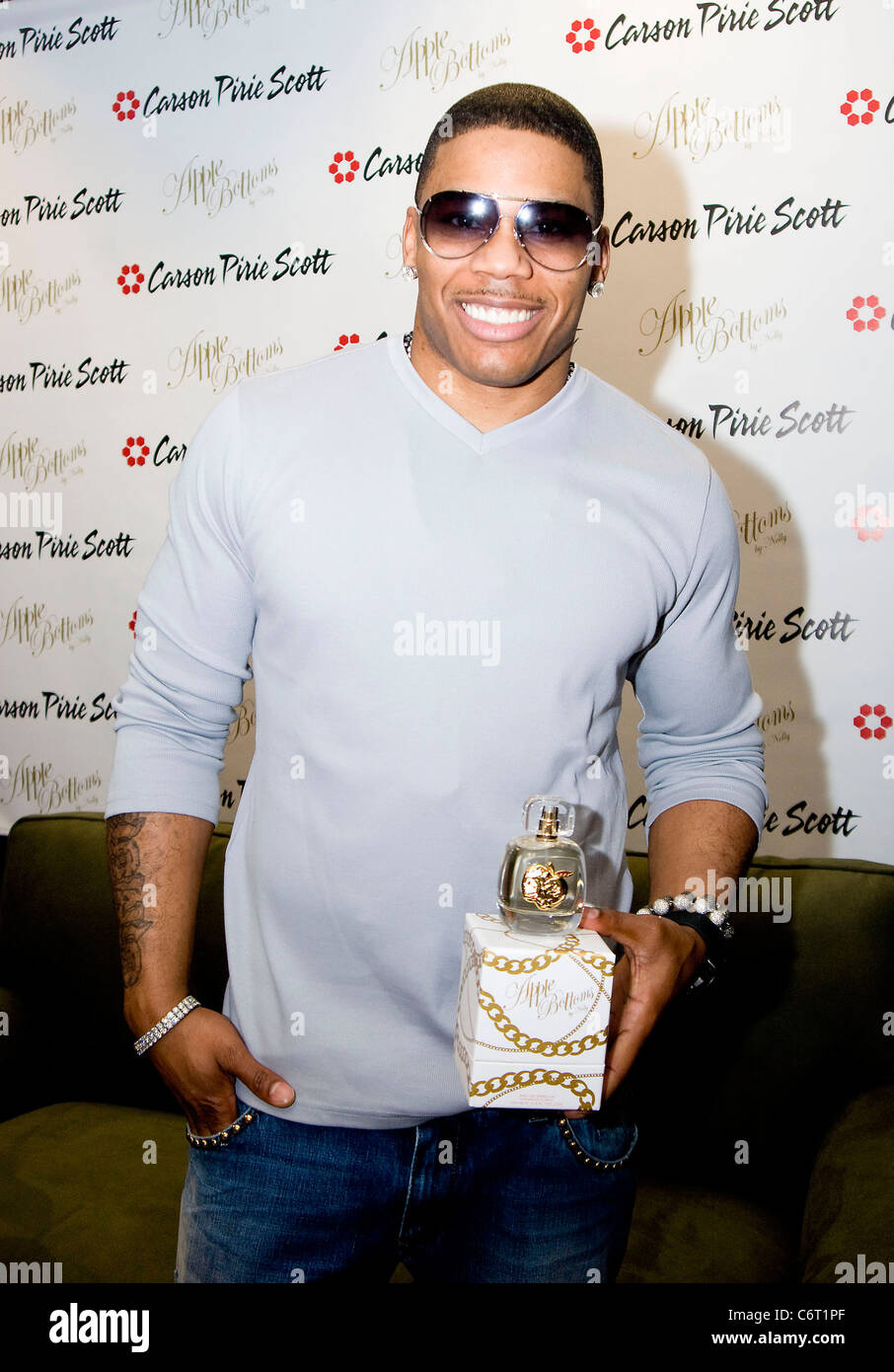 Bas rappeur Banque de photographies et d’images à haute résolution - Alamy