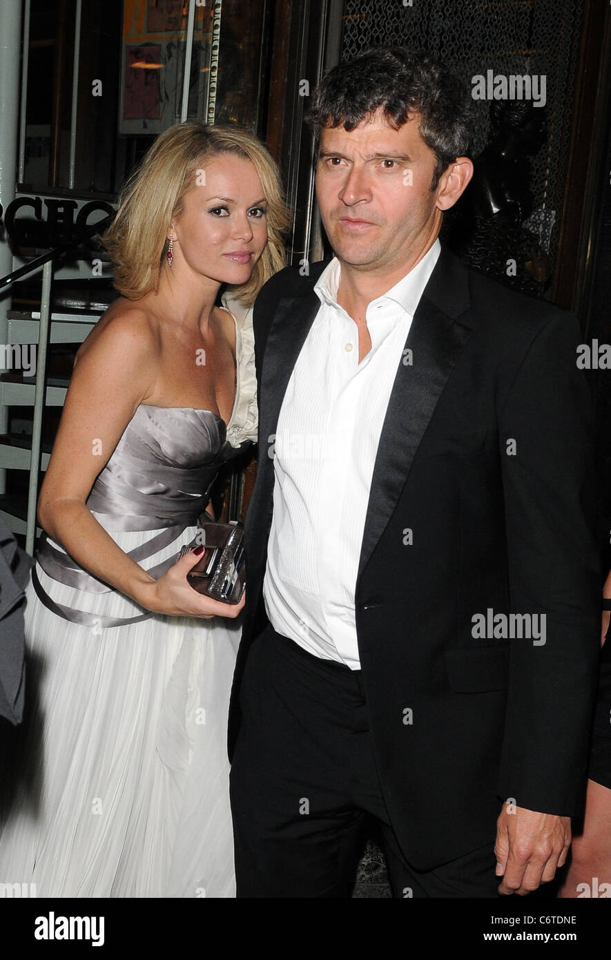 Amanda holden quitte monsieur chows restaurant lonson Banque de ...