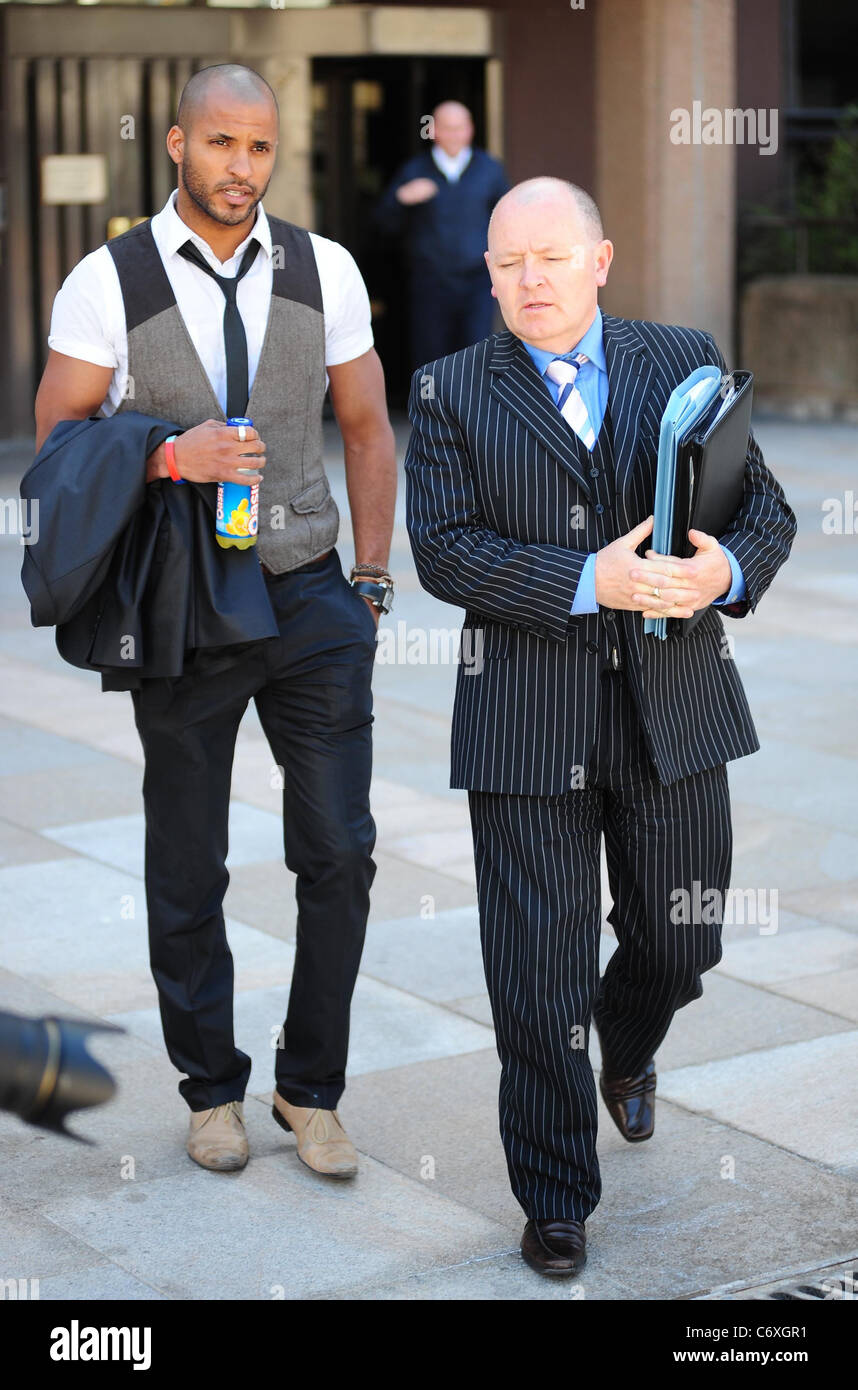 Ricky whittle the hollyoaks actor leaving liverpool crown court Banque ...