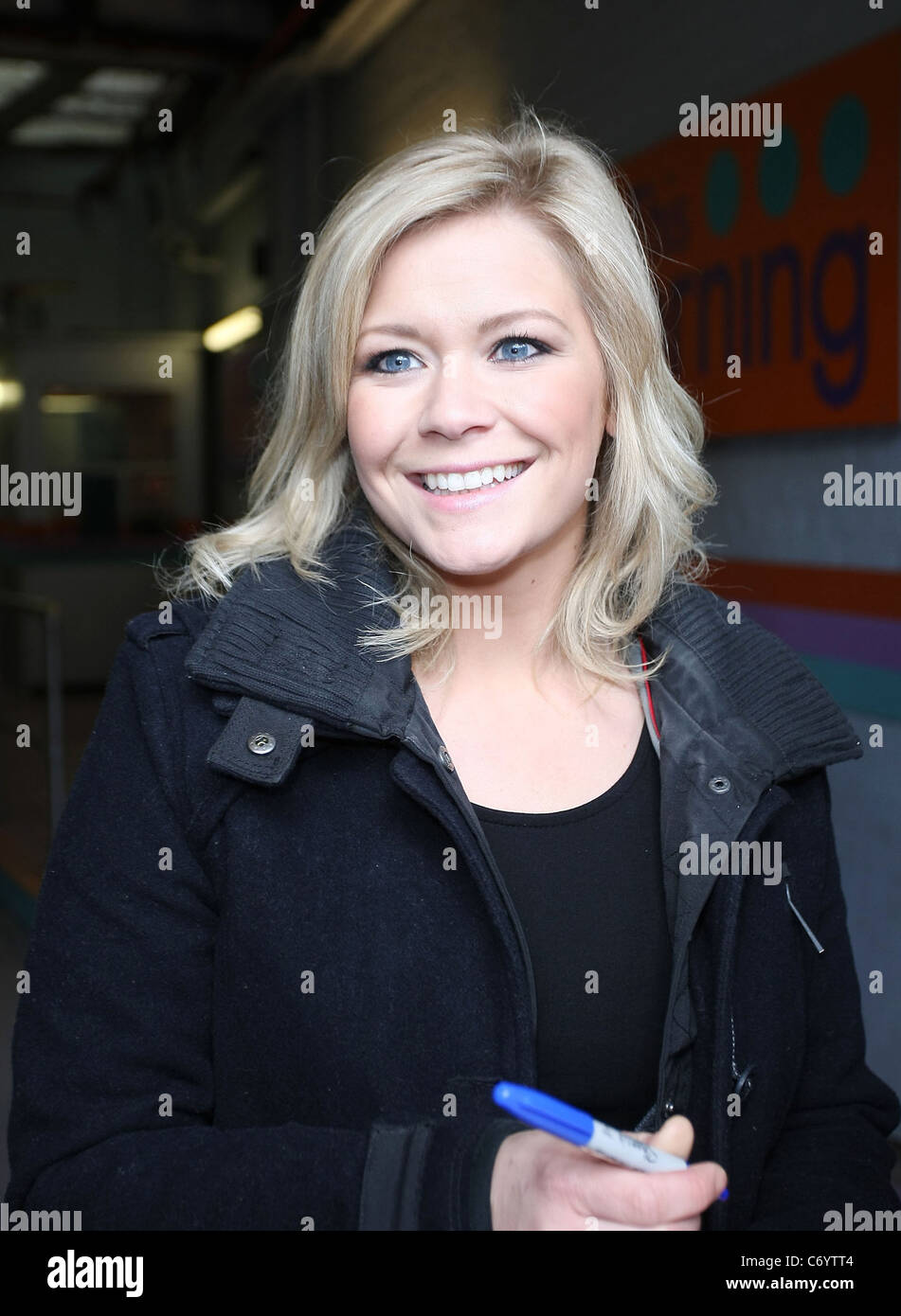 Suzanne shaw outside the itv studios london Banque de photographies et ...