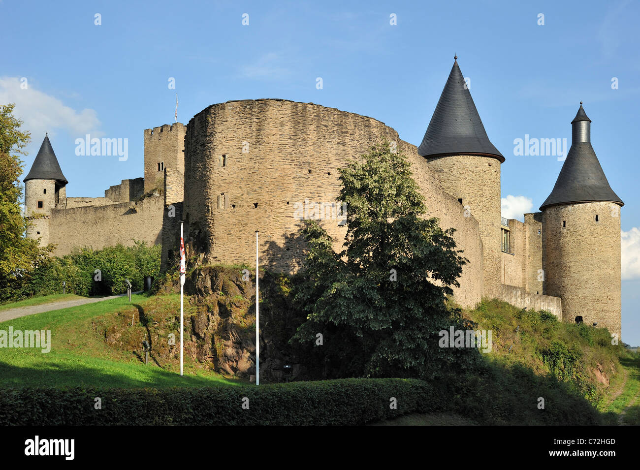 Chateau de bourscheid castle Banque de photographies et d’images à ...