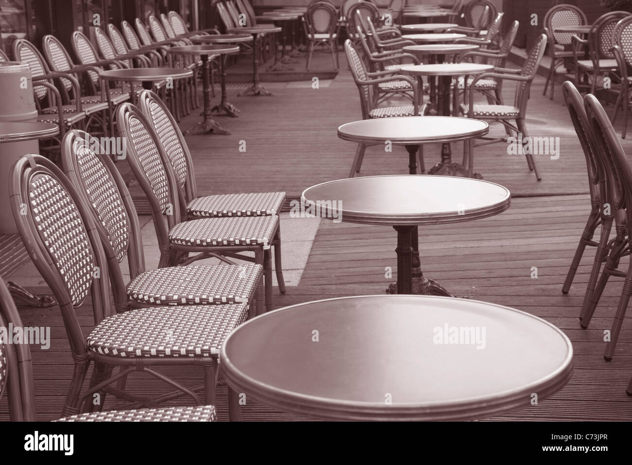 Paris cafe terrasse noir et blanc Banque de photographies et d’images à ...