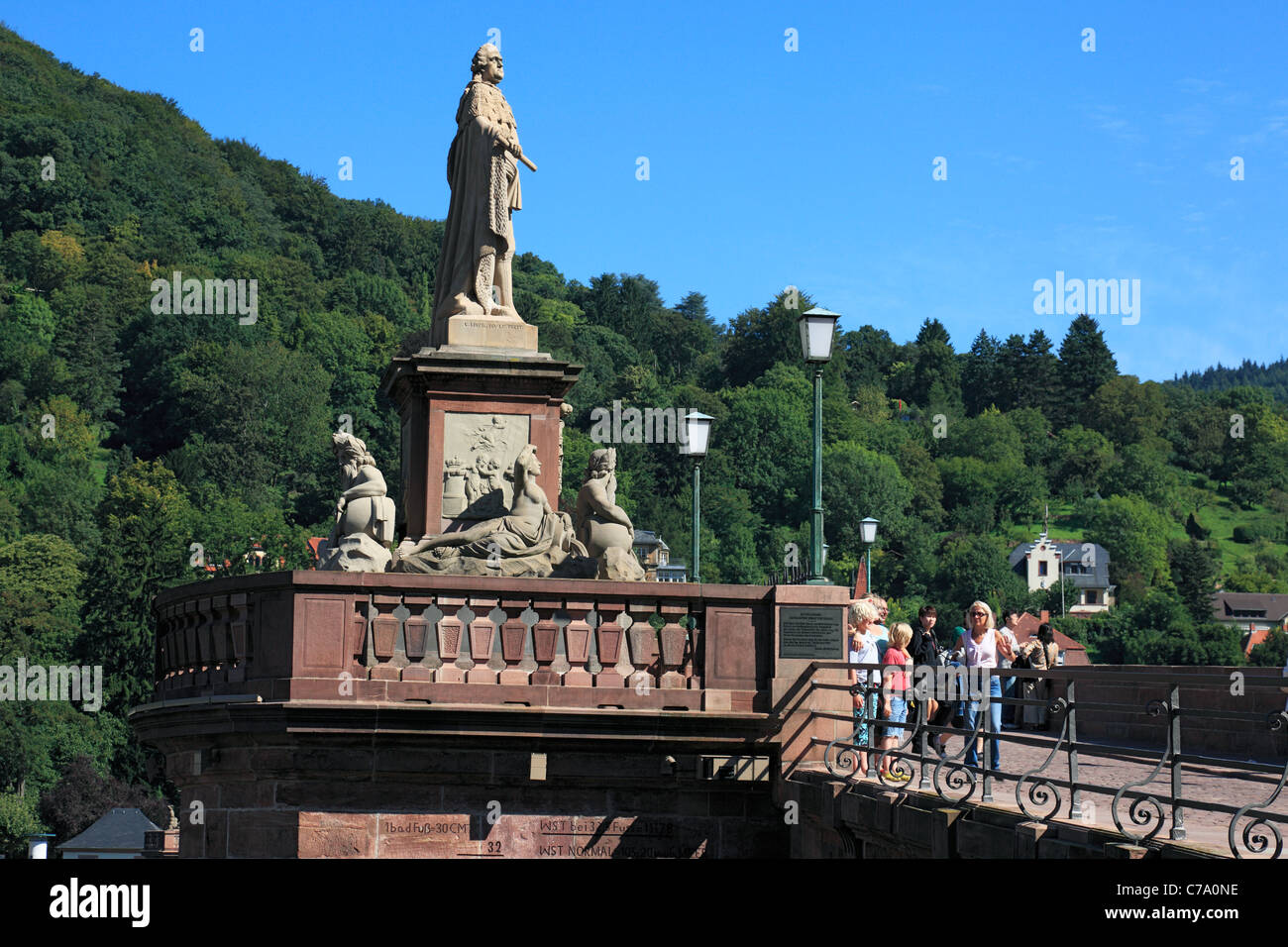 Karl theodor denkmal Banque de photographies et d’images à haute ...