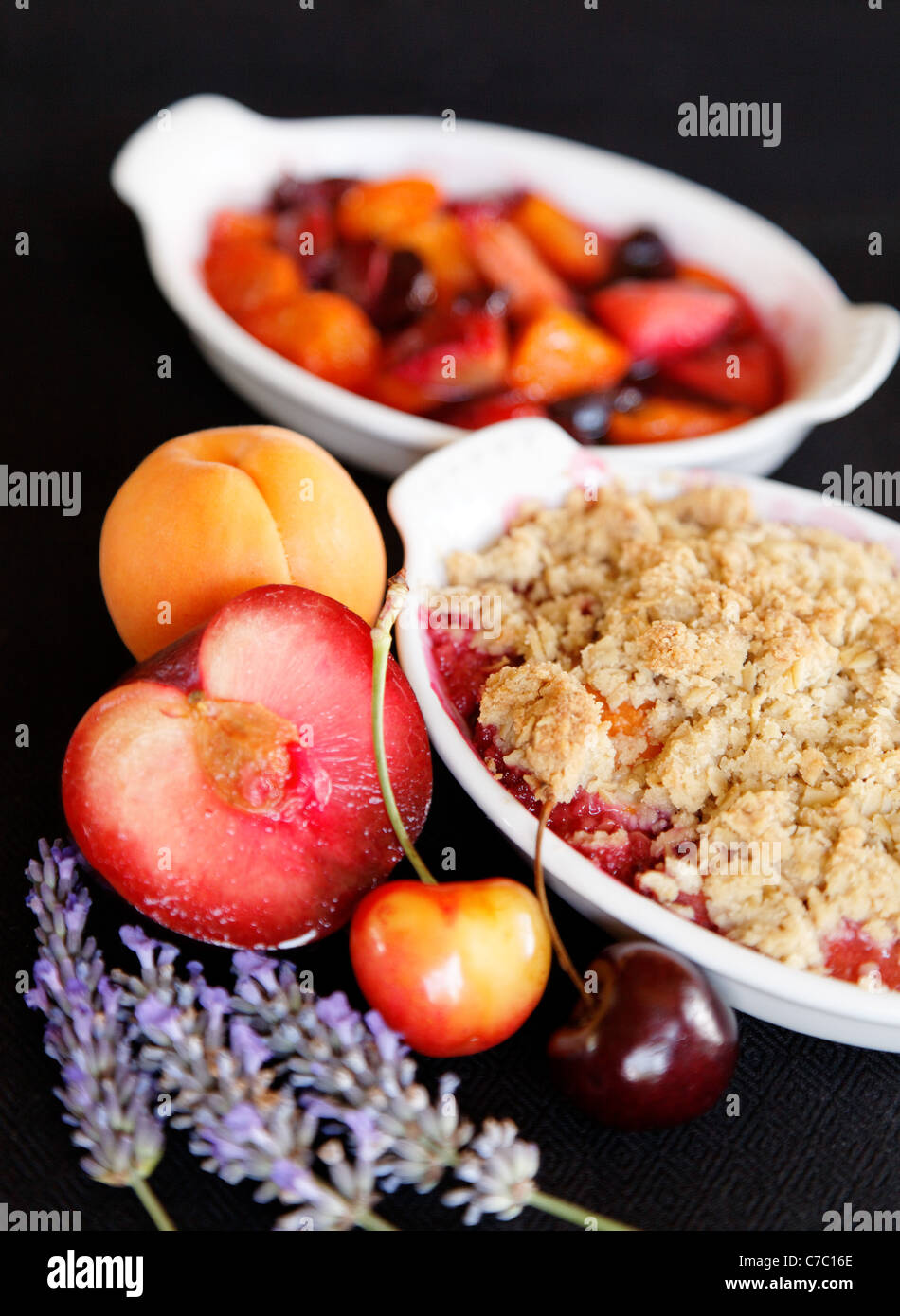 Fruits cuits dans des ramequins avec lavande, chef pâtissier par Laurie ...