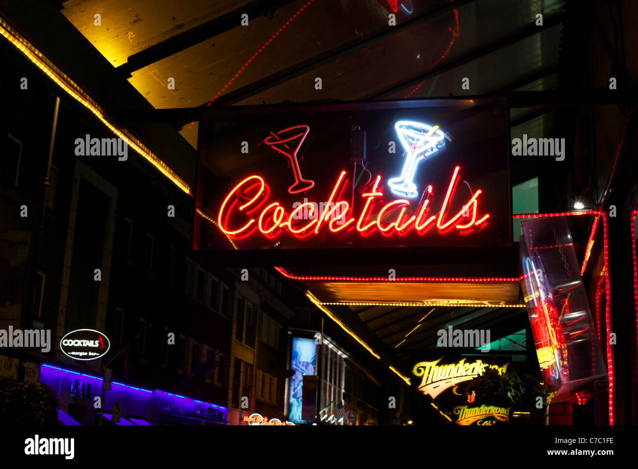 Dublin Temple Bar Night Banque d'image et photos - Alamy