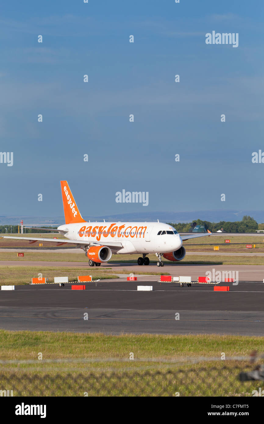 Avion easyjet Banque de photographies et d’images à haute résolution ...