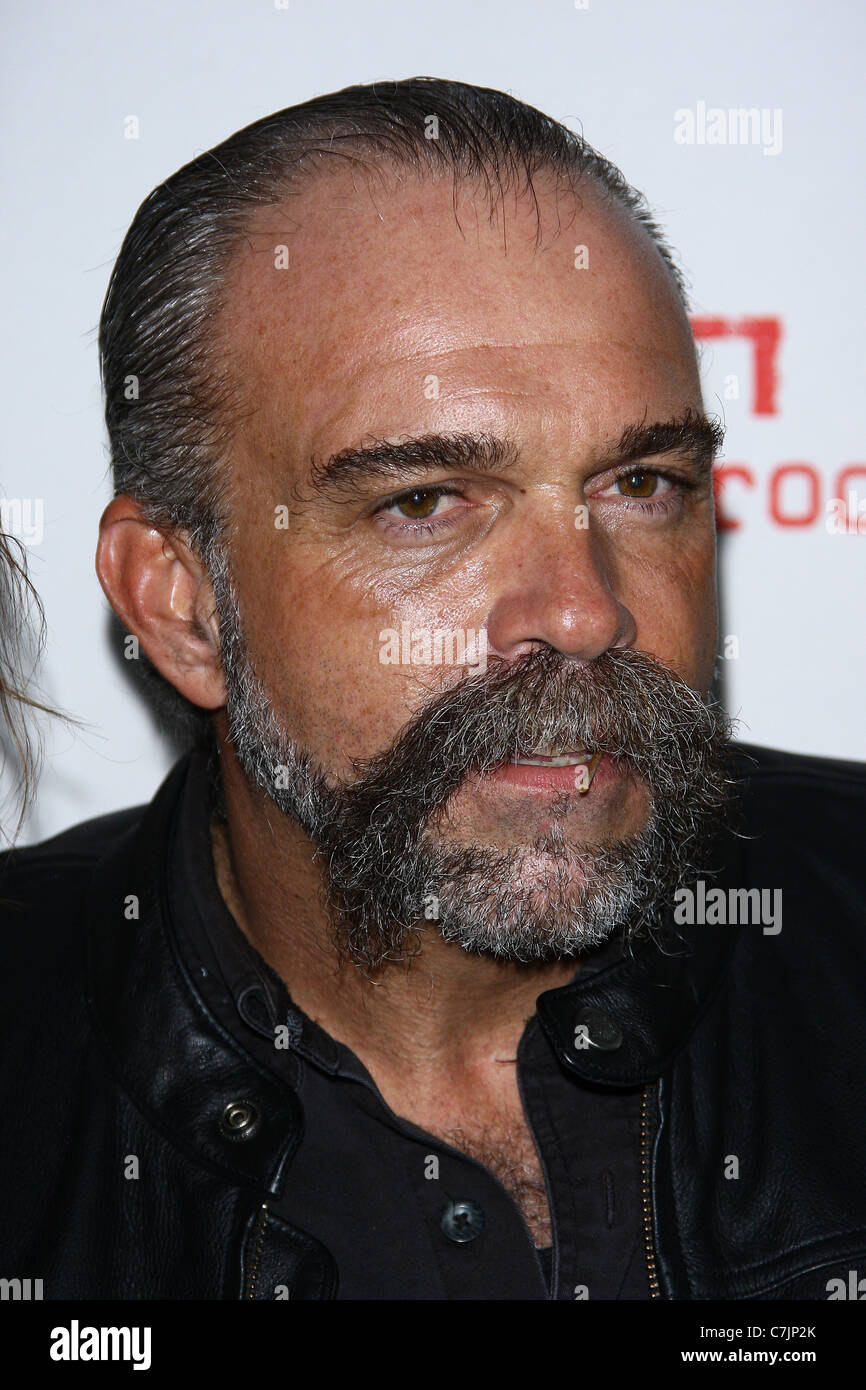 Sam childers machine gun preacher Banque de photographies et d’images à ...