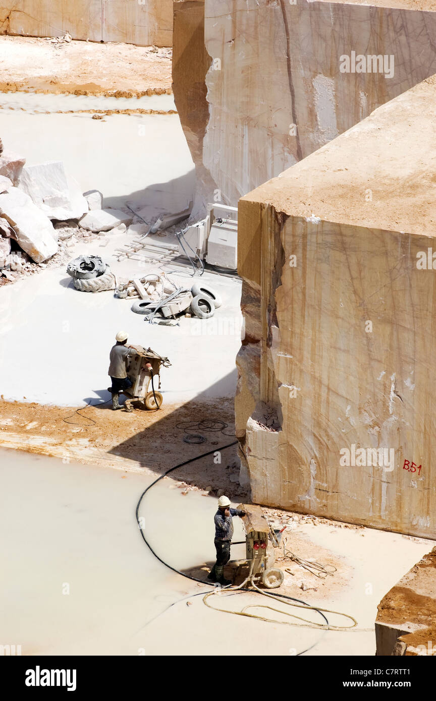 Marble extraction Banque de photographies et d’images à haute résolution - Alamy