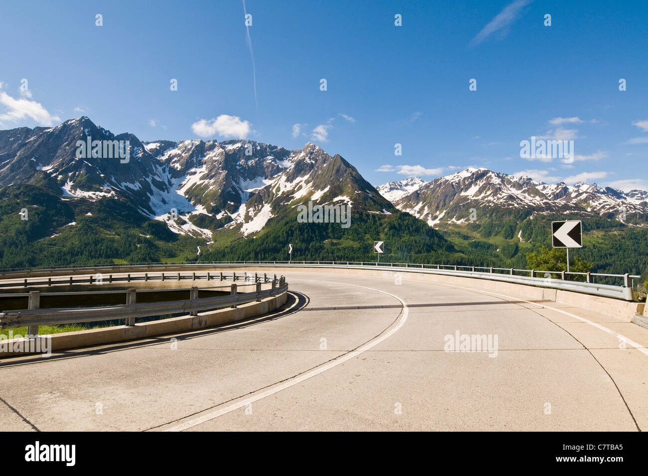 Col du saint gothard Banque de photographies et d’images à haute ...
