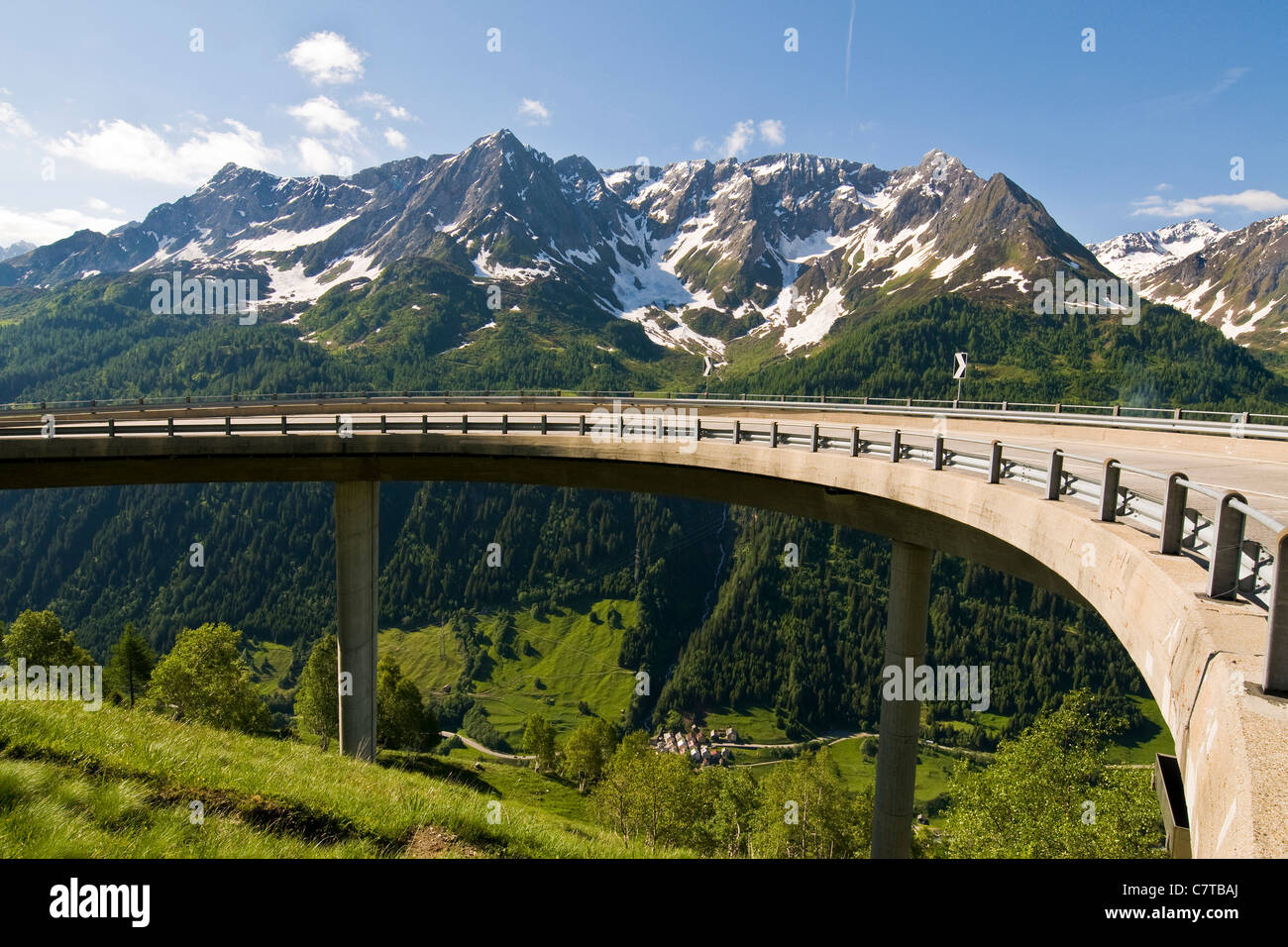 Le col de saint gotthard Banque de photographies et d’images à haute ...