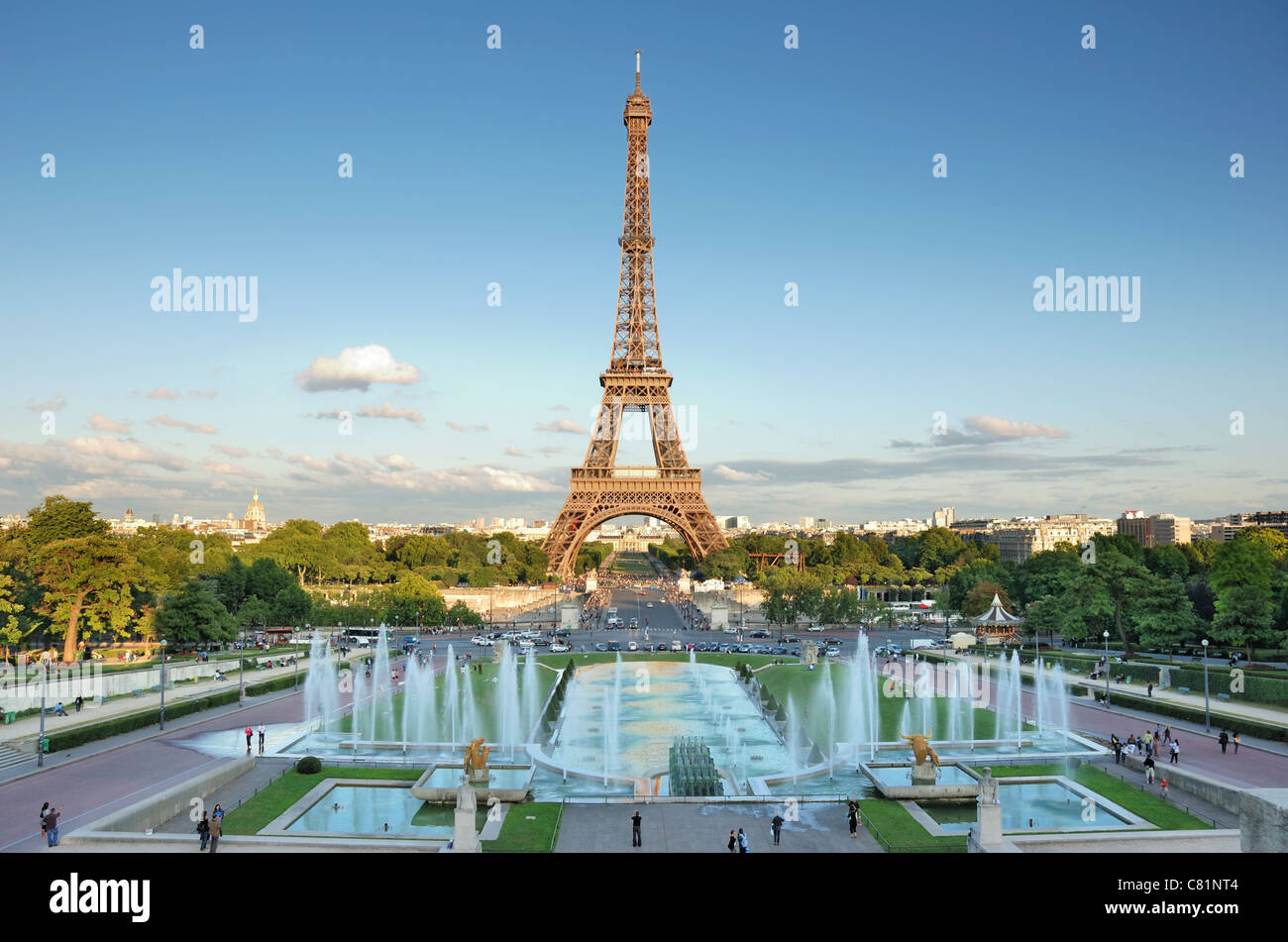 La Tour Eiffel vue du Trocadéro, Paris, France Photo Stock - Alamy
