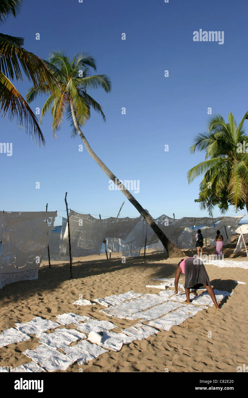 Madagascar à l'île de Nosy Komba près de Nosy Be, village typique de l ...