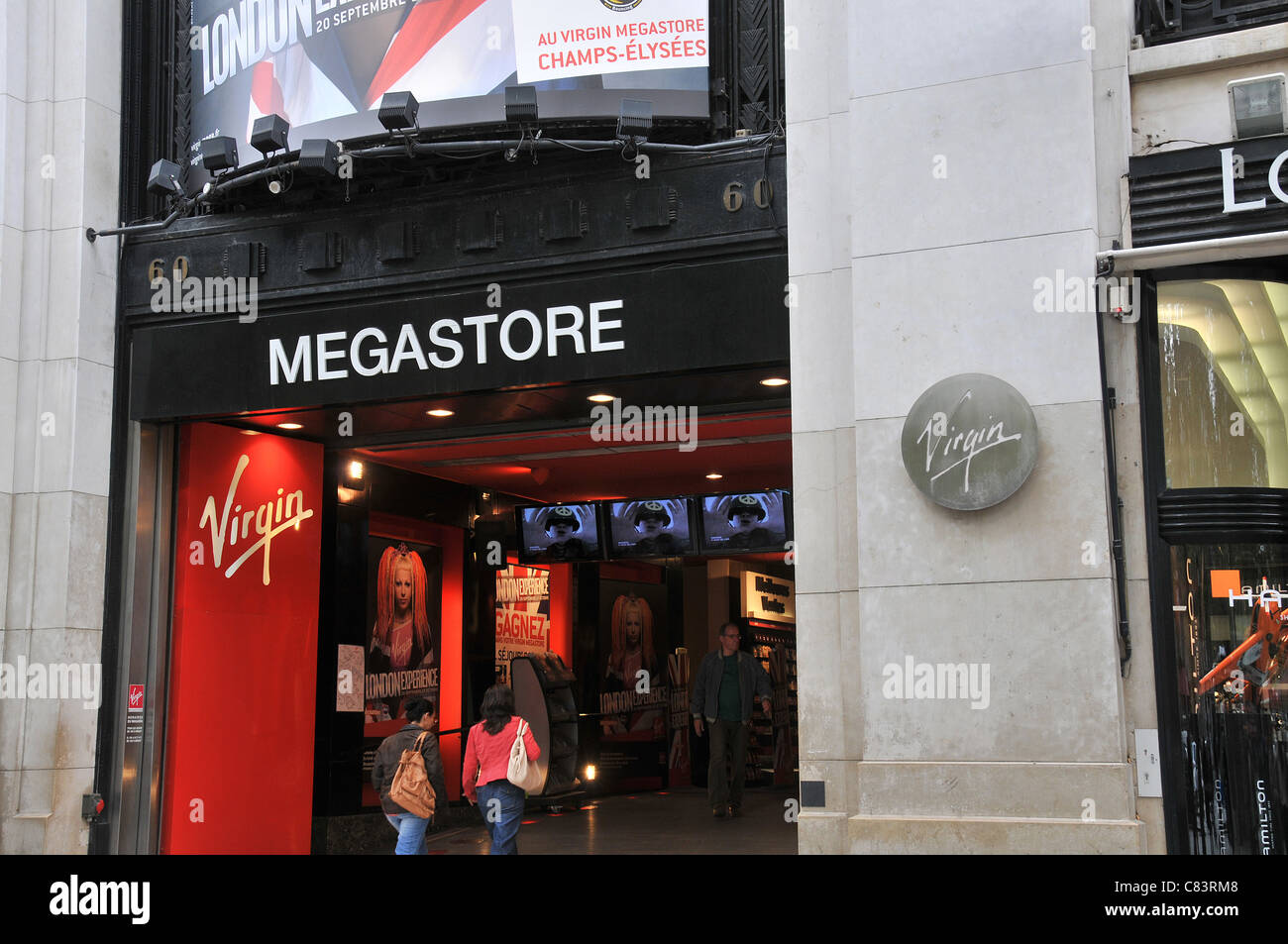 Virgin megastore france Banque de photographies et d’images à haute ...