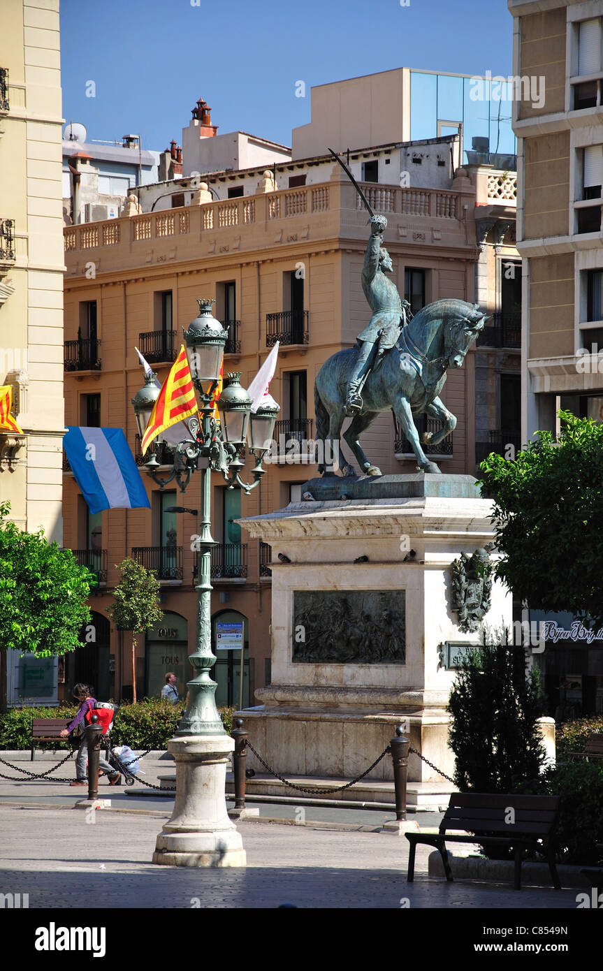 Joan prim monument reus catalonia Banque de photographies et d’images à ...