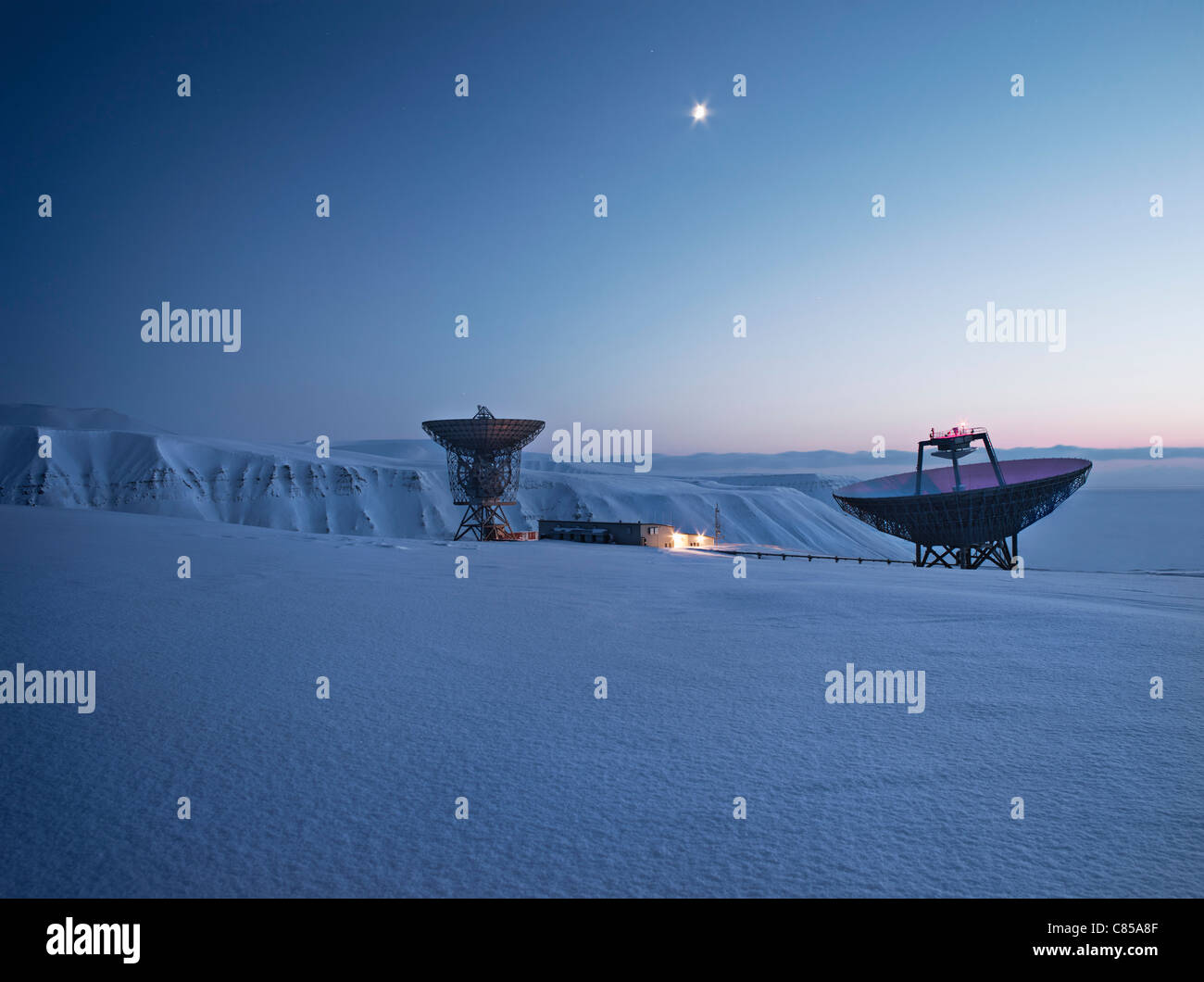 Eiscat satellite Banque de photographies et d’images à haute résolution ...