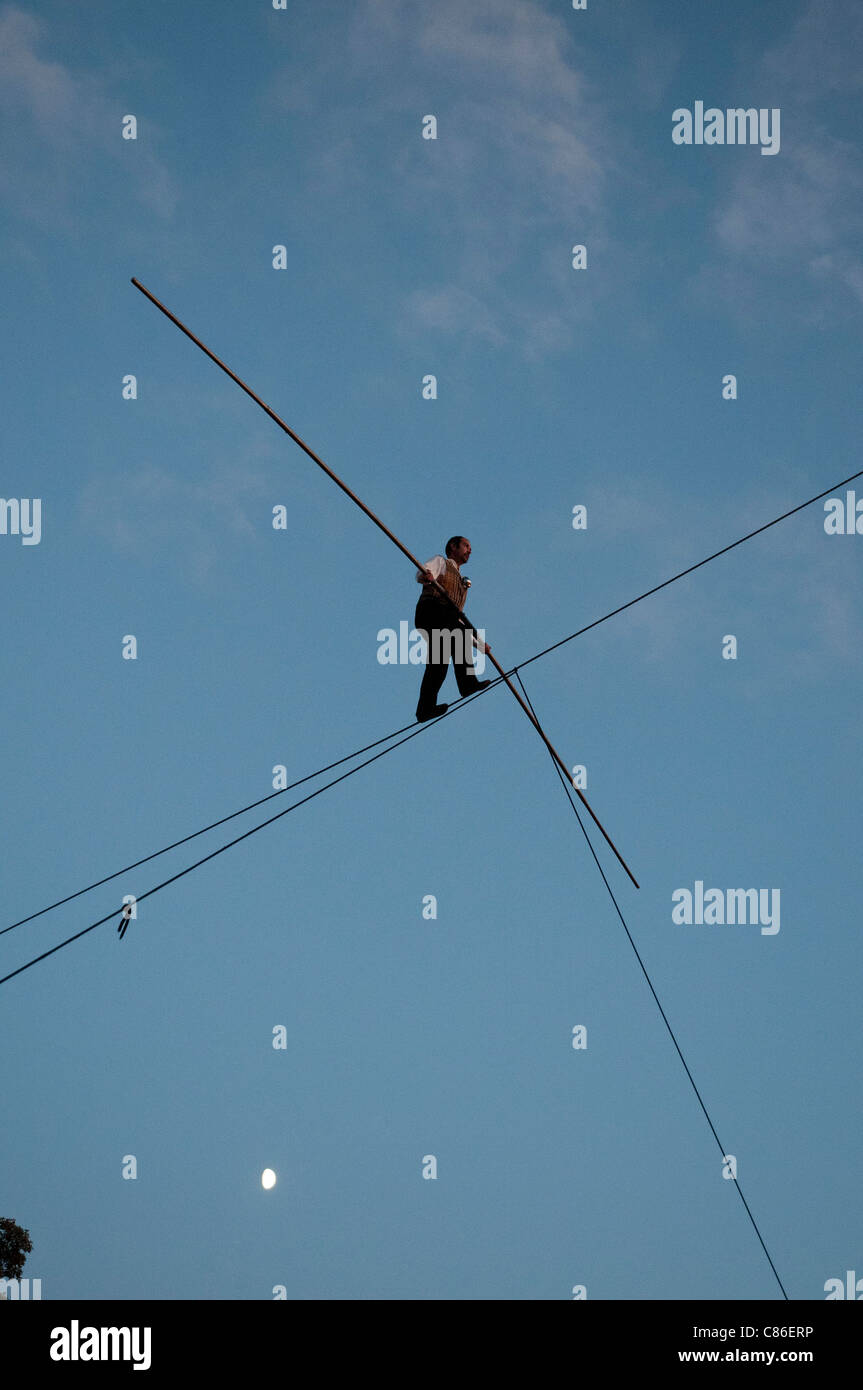 Artiste cirque Banque de photographies et d’images à haute résolution ...