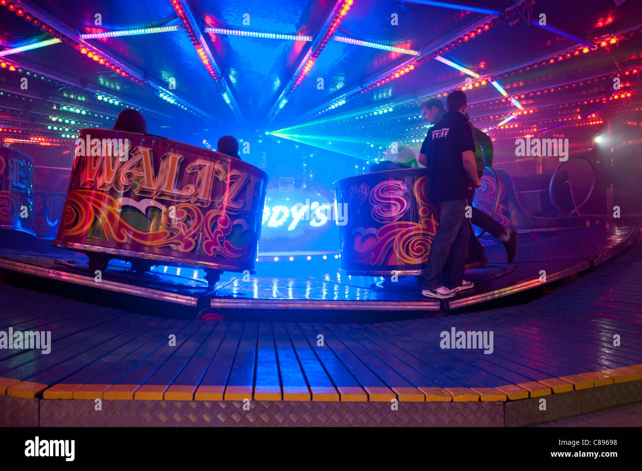 Waltzer fairground ride Banque de photographies et d’images à haute ...